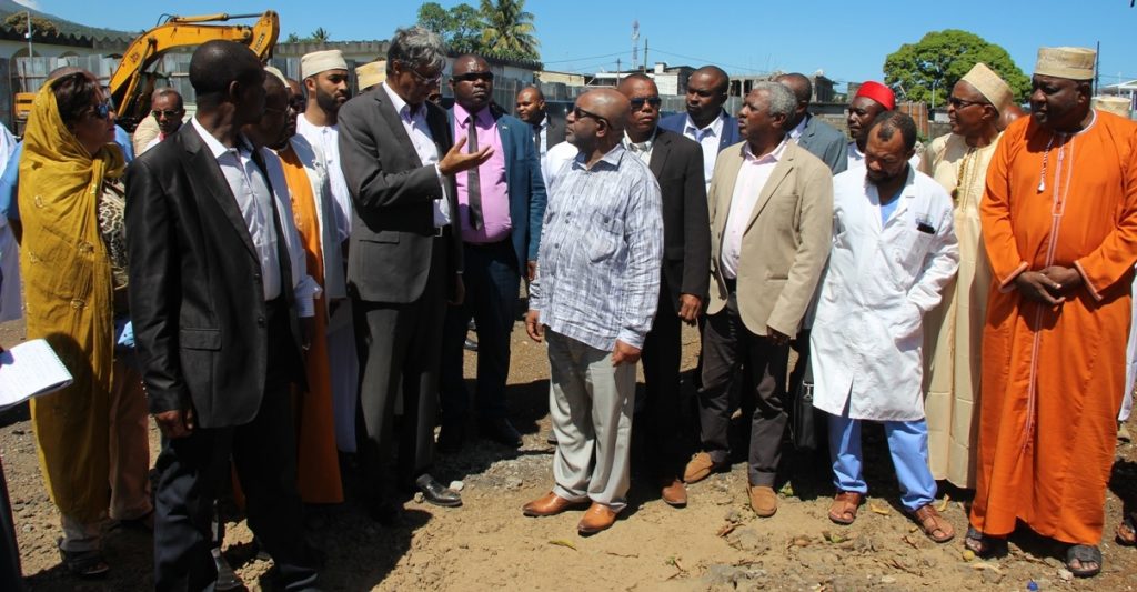 Un des 15.000 Princes saoudiens et l’hôpital de Moroni – Le Mohelien